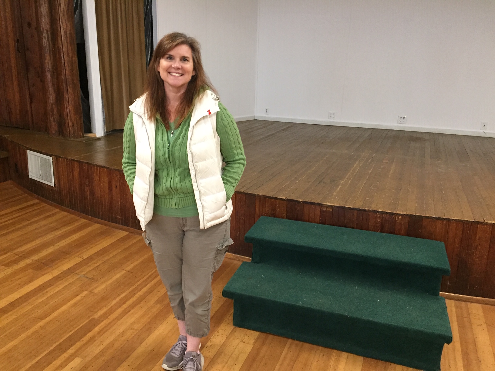 “Always … Patsy Cline” opens at the Marys River Grange Hall | Mike McInally